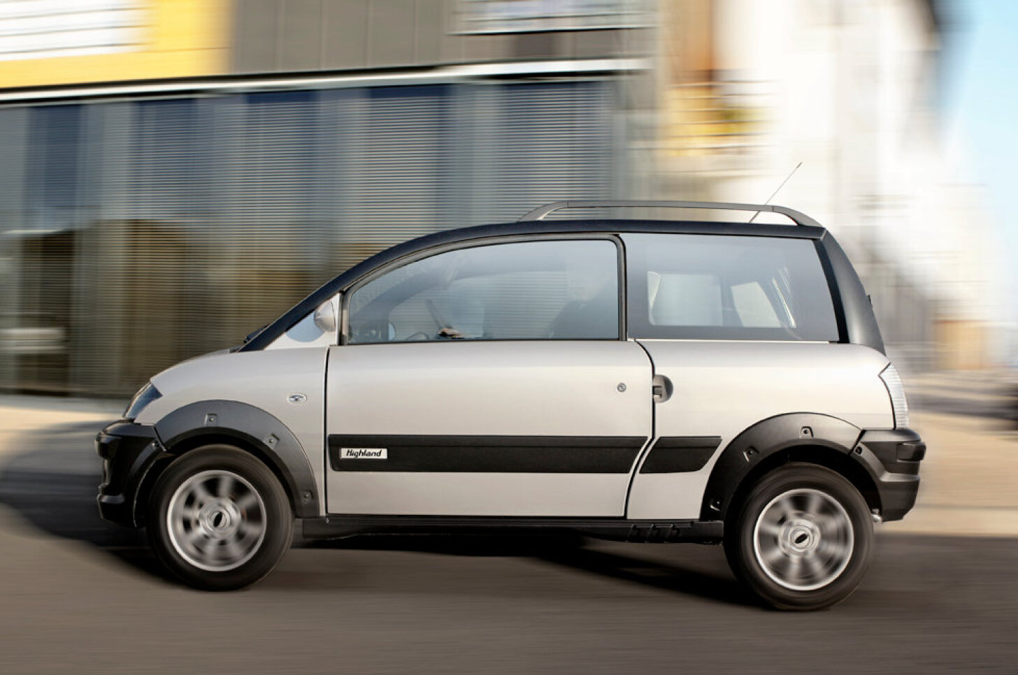 Autozine - Nieuws: Microcar introduceert MC Highland cross-over