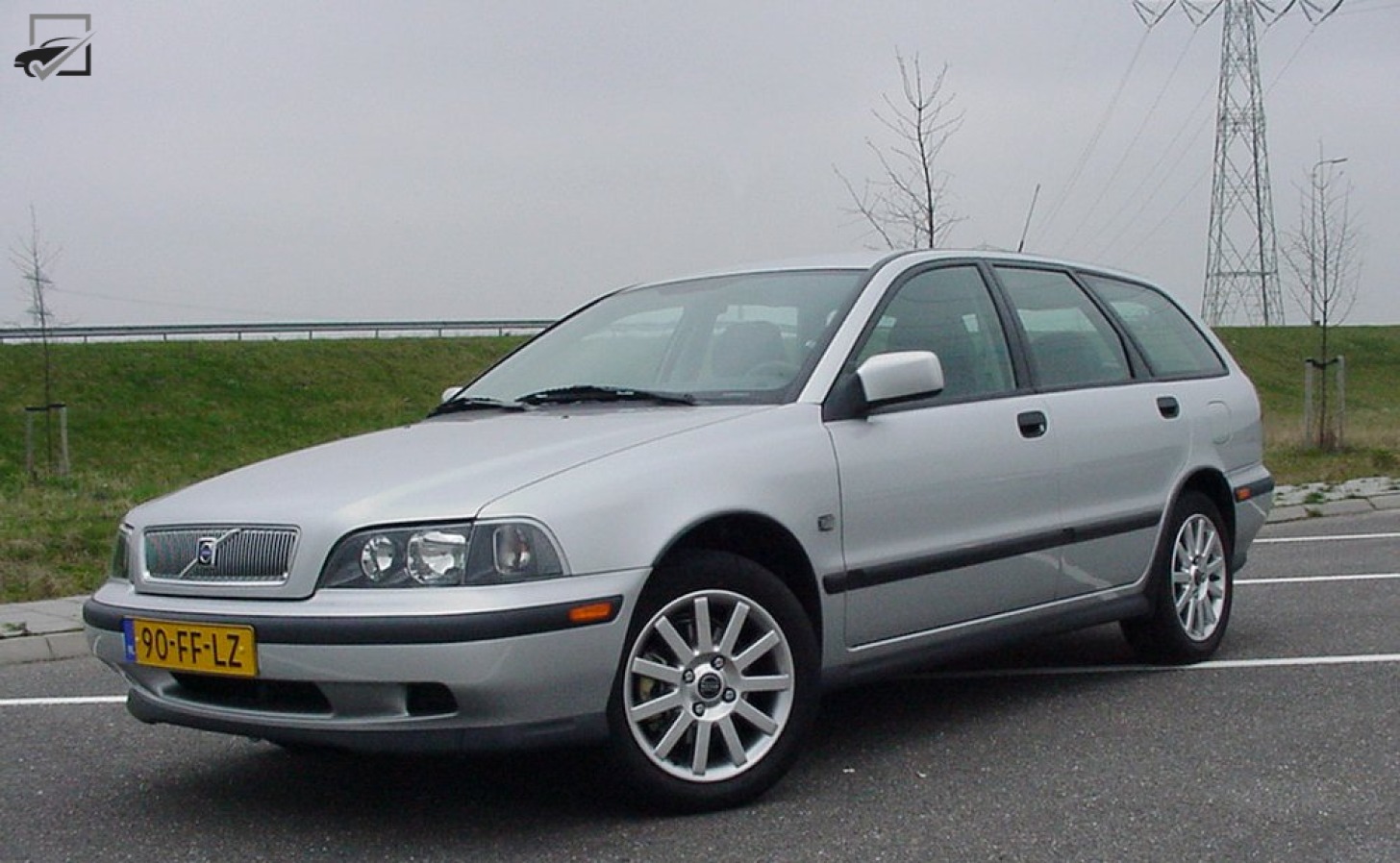 Autozine - Rij-impressie: Volvo V40 (1995 - 2005)